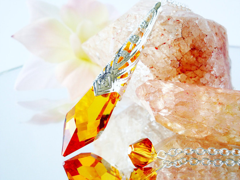Crystal Pendulum, Topaz Swarovski Crystal Divining Pendulum | Crystal ...